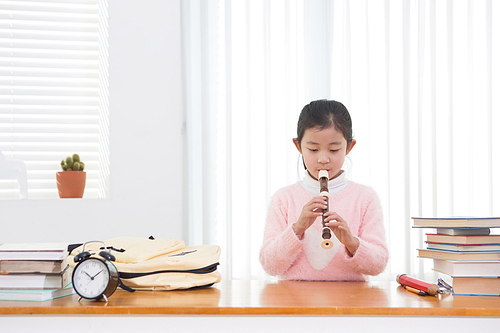 리코더 | 유토이미지 검색 결과