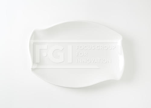 유토이미지 | Wave shaped white rectangle plate