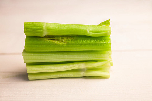 유토이미지 | Pieces of celery stacked