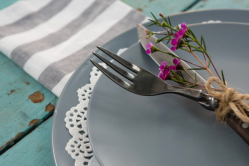 유토이미지 | Close-up of table setting on weathered wooden plank