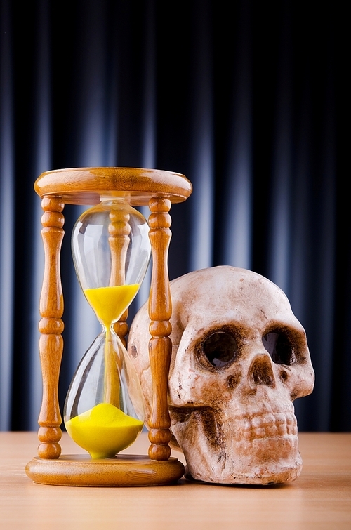 Death and time concept | 유토이미지 | 상세페이지 | 베이직샵 | 19719942