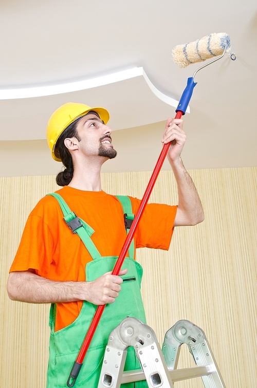 Painter worker during painting job | 유토이미지 | 상세페이지 | 베이직샵 | 사진 | 19730981