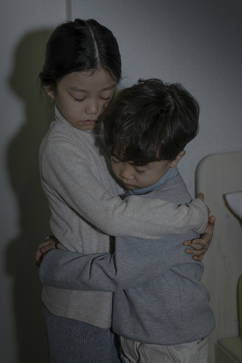 아동학대 | 유토이미지 검색 결과