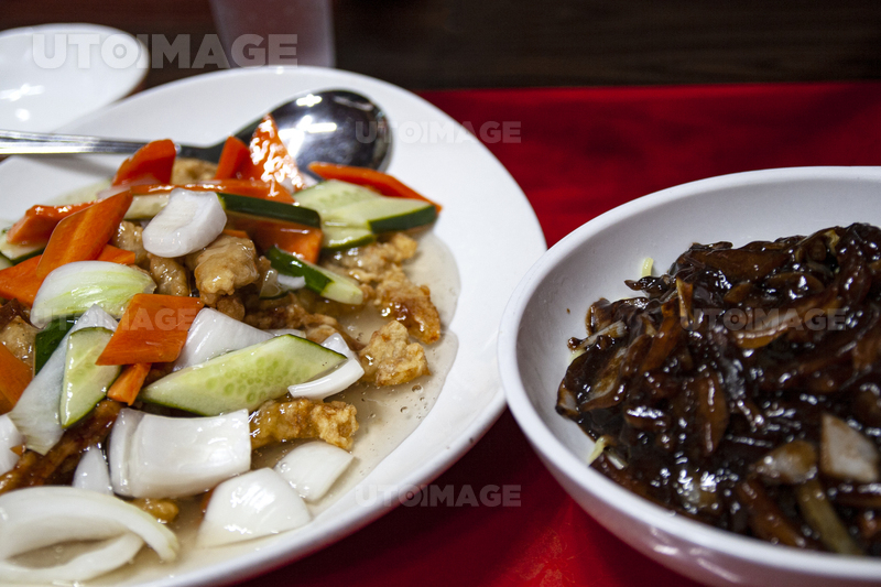 짜장면과 탕수육 | 유토이미지 | 상세페이지 | 베이직샵 | 사진 | 21726105