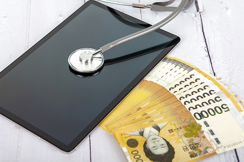 진료,원격진료 | 유토이미지 | 상세페이지 | 베이직샵 | 사진 | 21429251